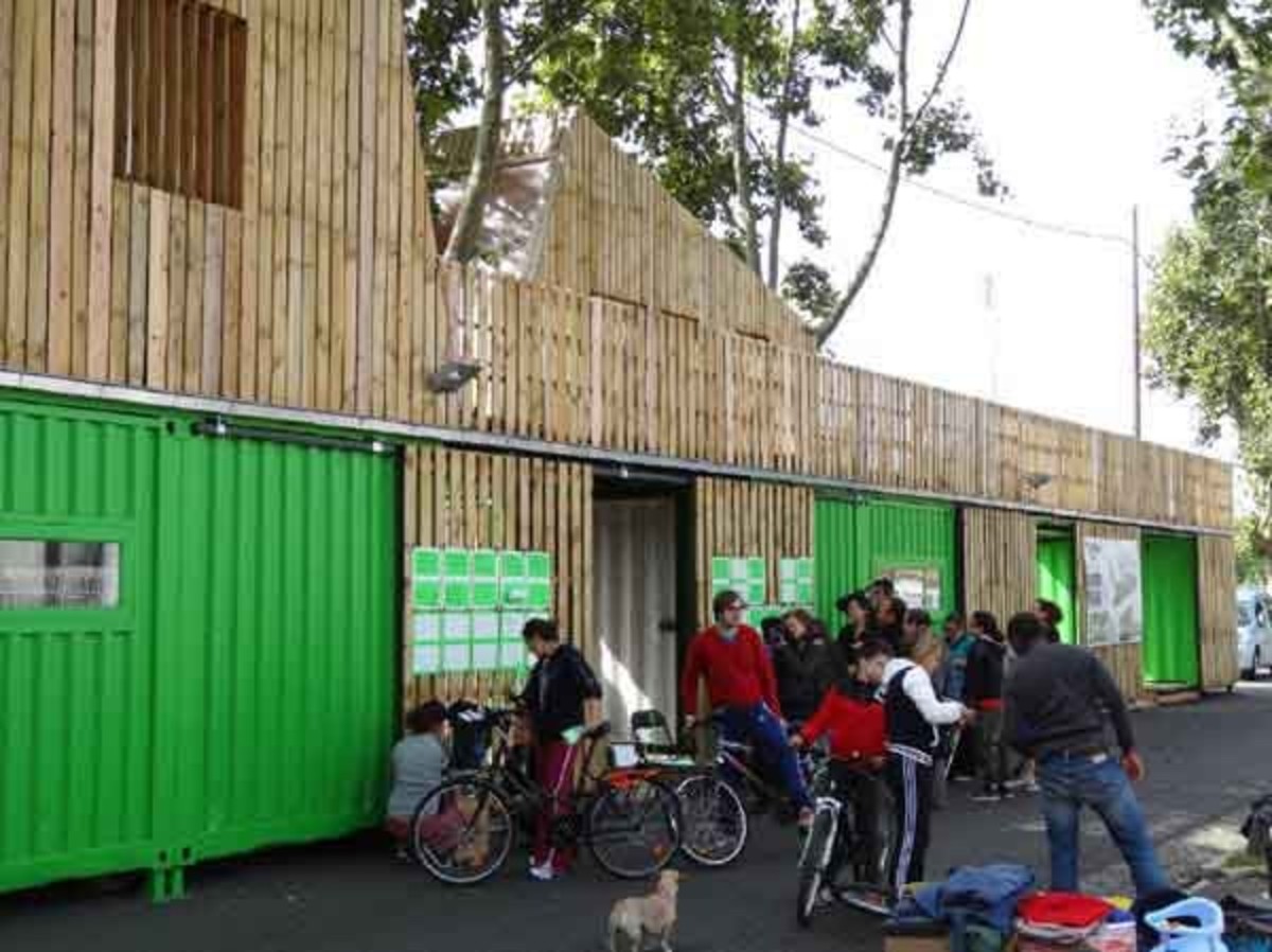 R-Urban: Resilient Agencies, Short Circuits, and Civic Practices in ...